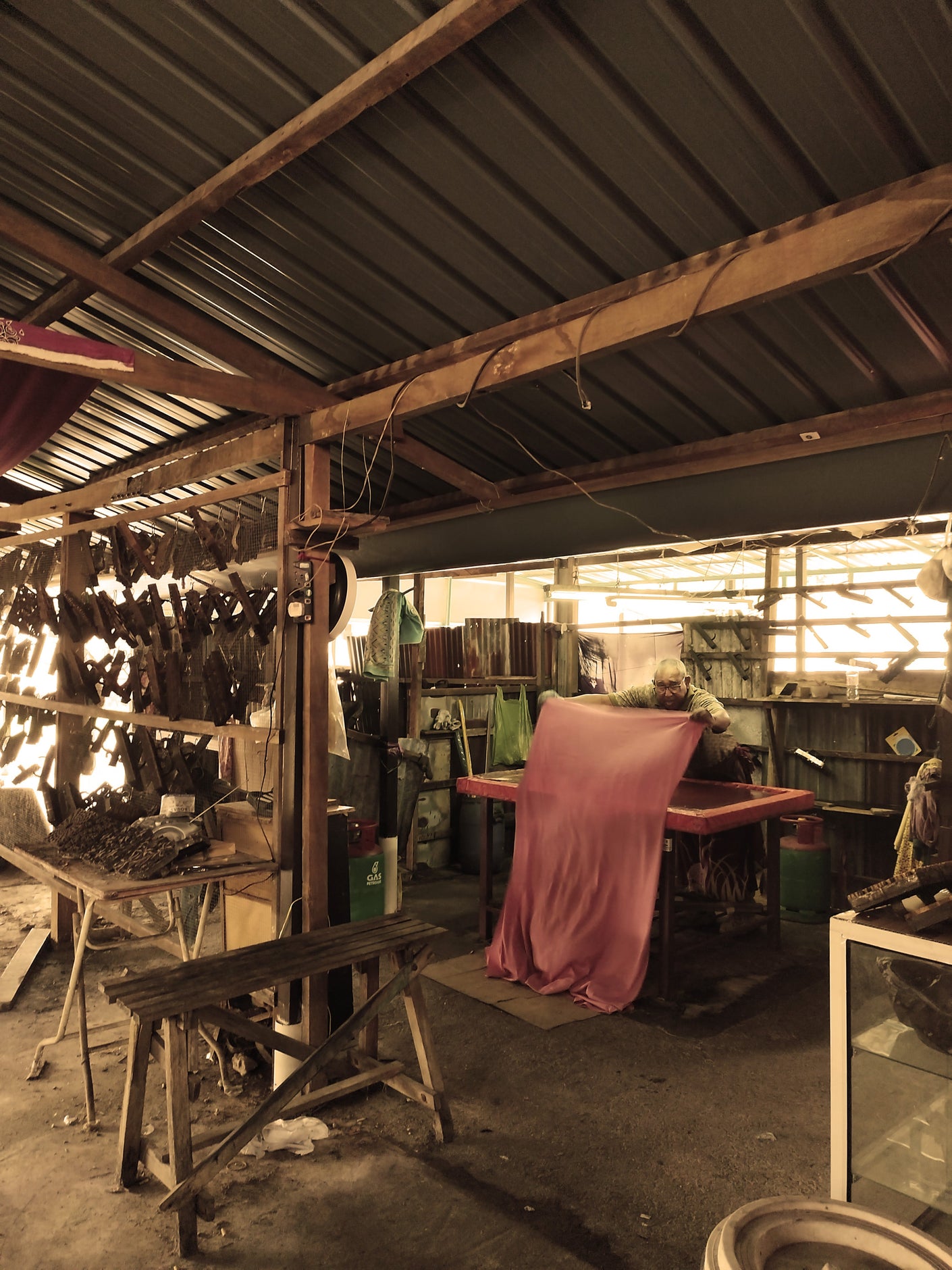 Shop in store – Batik Boutique Global