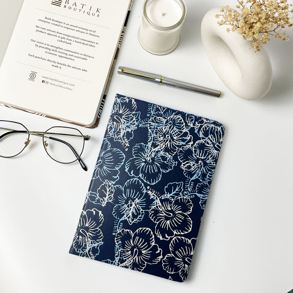 Batik-Inspired Notebook & Pen - Navy Hibiscus – Batik Boutique